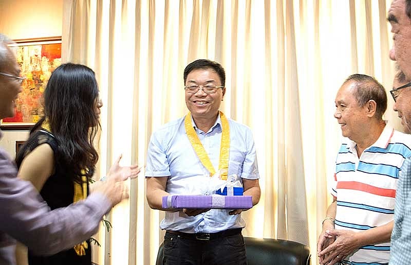 Chinese consul general visits Iloilo for strengthened ties