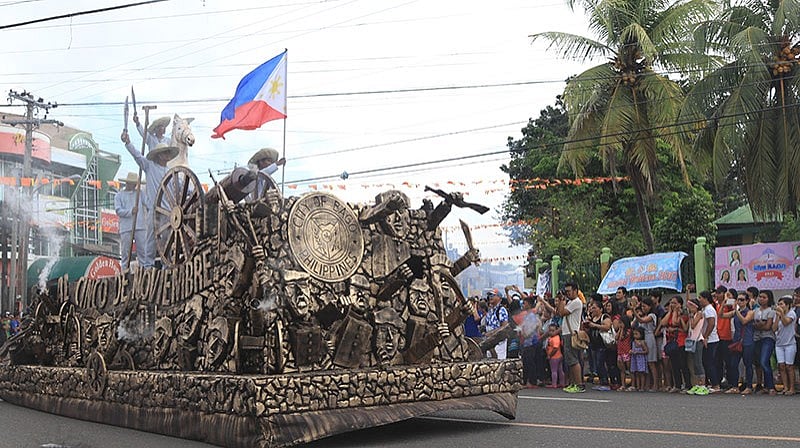Capitol marks 120th Negros Day, honors 5 outstanding Negrenses