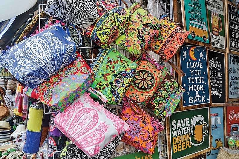 Lumawag: Colorful Ubod