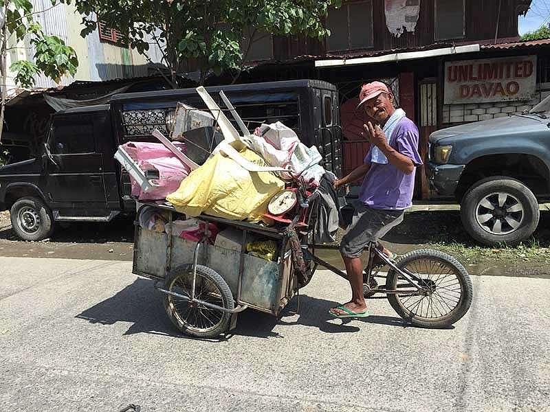 Pastilan! Braving the heat of the sun