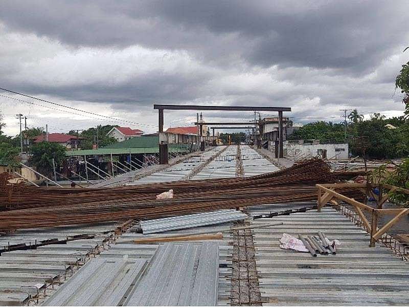 Construction of Macabebe bridge at full blast