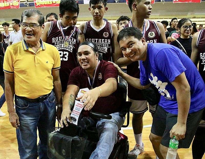 Disabled coach inspires Sharks to win NBTC title