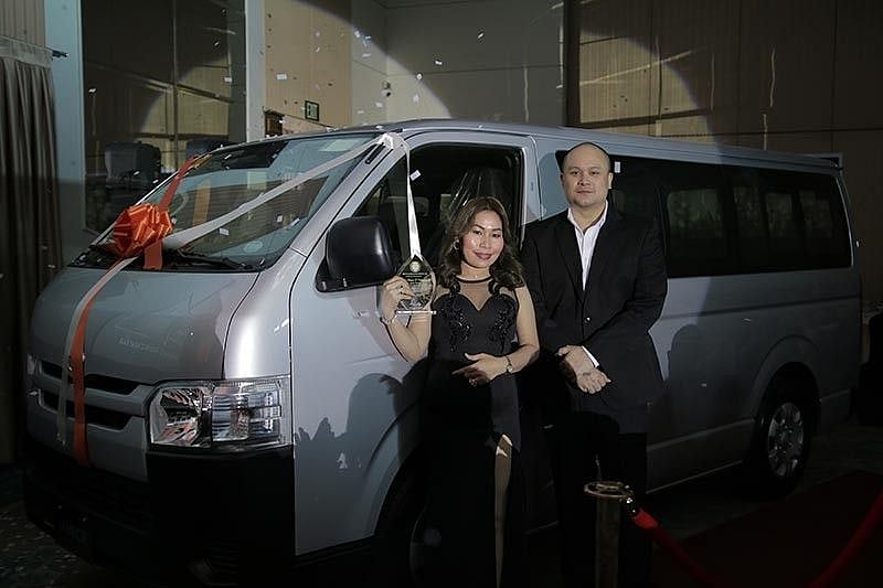 Uraya Land recognizes sales force