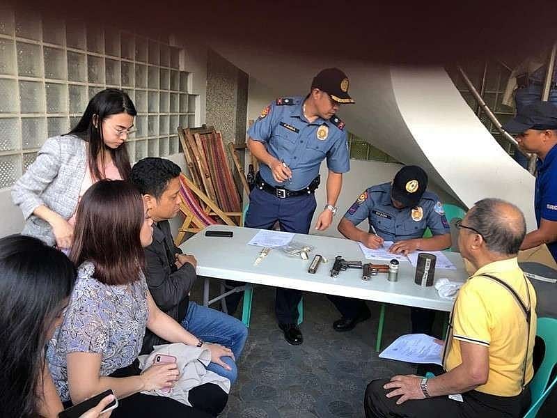 Daraga Mayor Carlwyn Baldo, 5 others face murder raps for Rodel ...