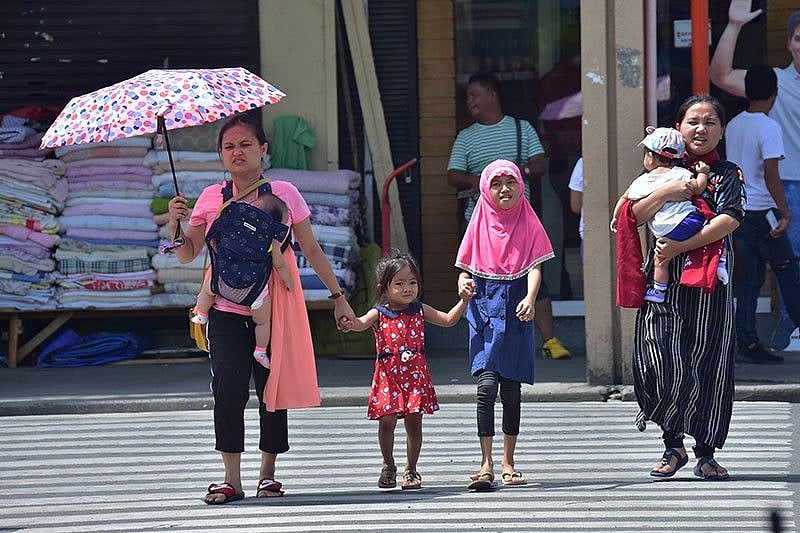 Filipinos’ resilient hope amid challenges: surveys