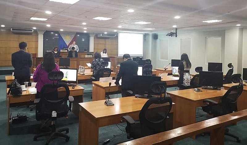 Bacolod council authorizes mayor to ink MassKara Coliseum project