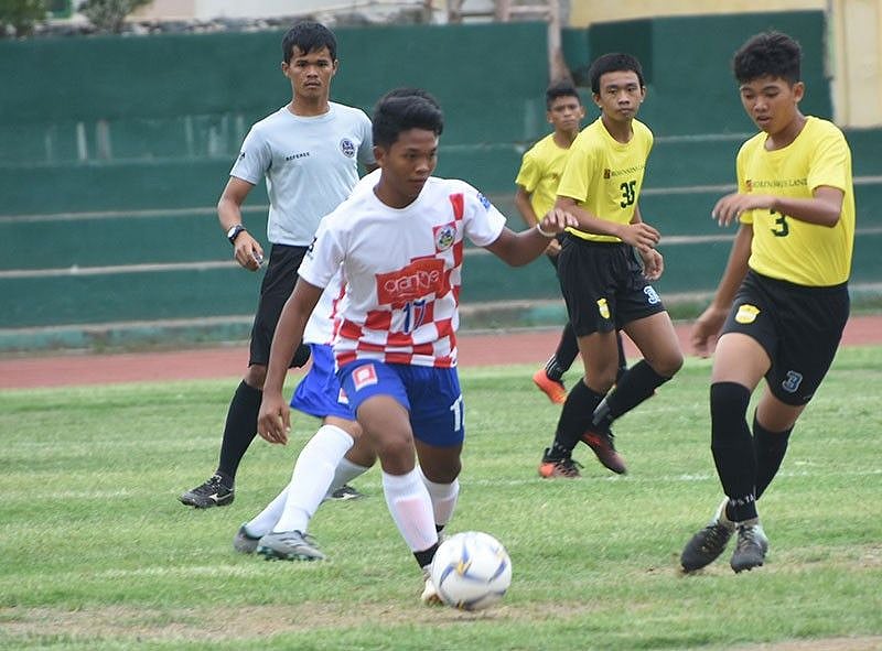 CVFA blanks EVRFA, 7-0, for first win