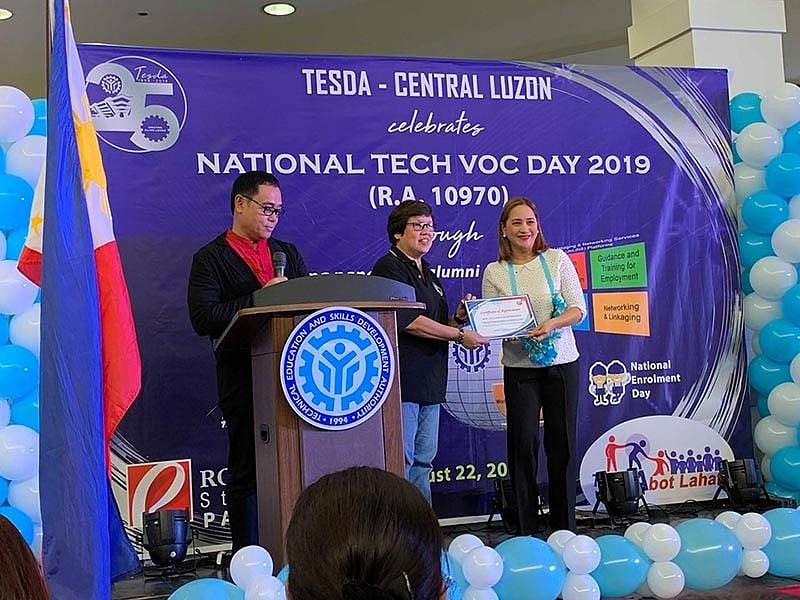 Board Member Fritzie David-Dizon keynotes tech-voc day in Central Luzon