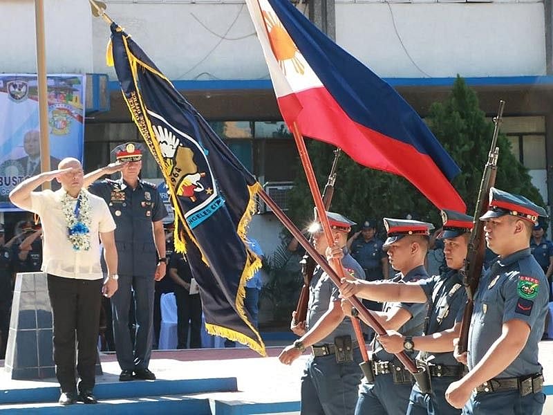 Patrol party-list salutes Angeles police for snappy drill of troops