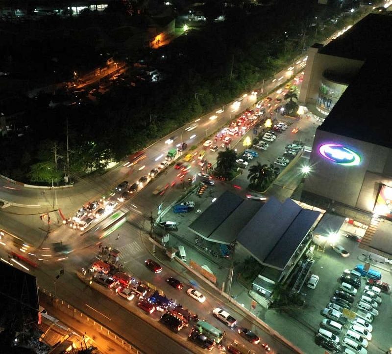 Slow-moving traffic prompts changes on UN Ave.