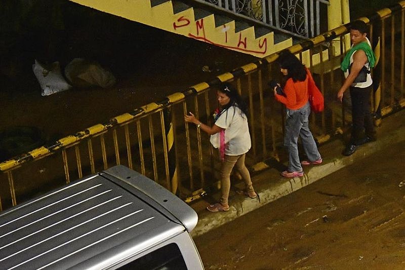 Walk the creek survey set at La Verna Hills