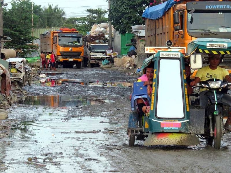 Inayawan to Cebu City: Fix our roads