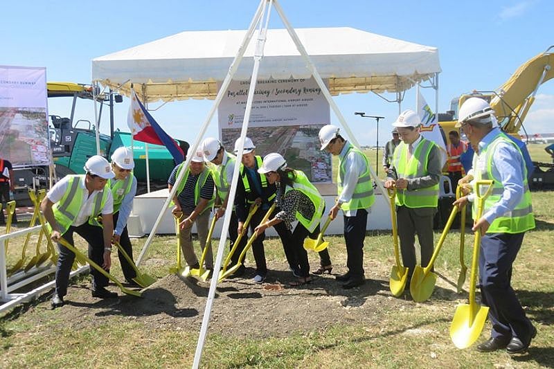 Construction of emergency runway afoot