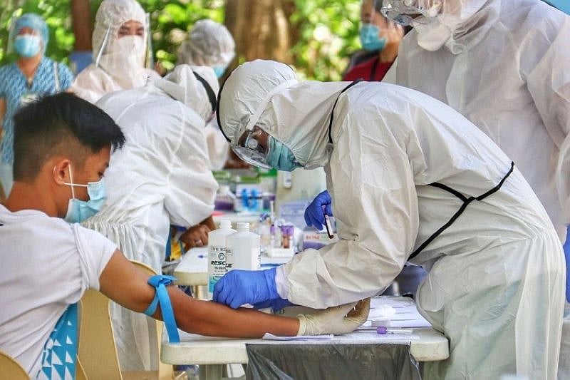 IN PHOTOS: Rapid testing in Barangay Apas, Cebu City