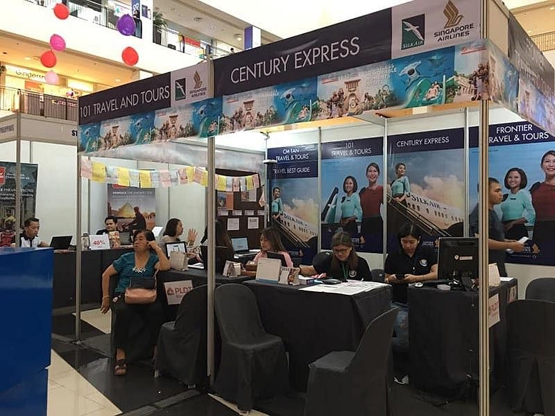 Develop tour packages for small groups