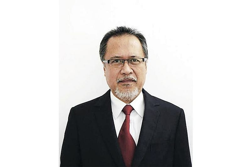 DFA honors poet-diplomat Bandillo for his work in Cebuano literature