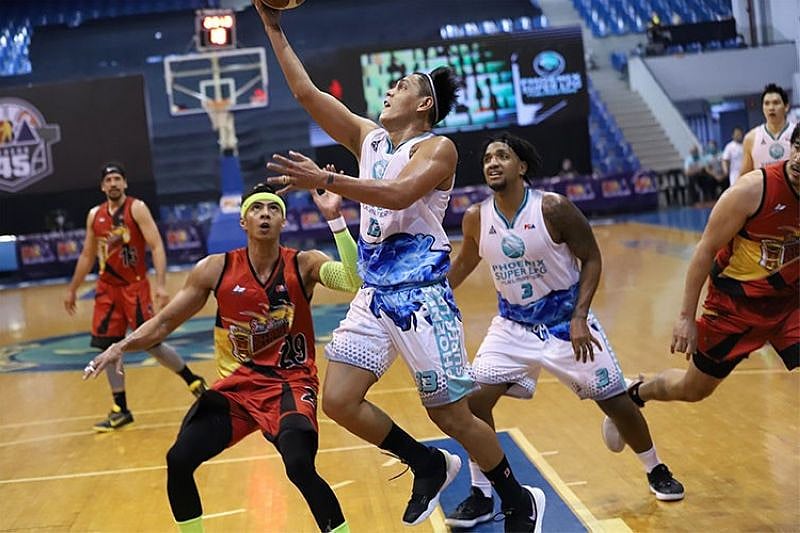 Jazul waxes hot as Phoenix stuns San Miguel