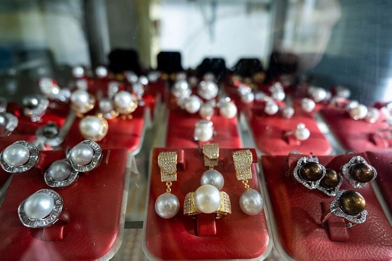 Christmas shopping at Aldevinco Shopping Center