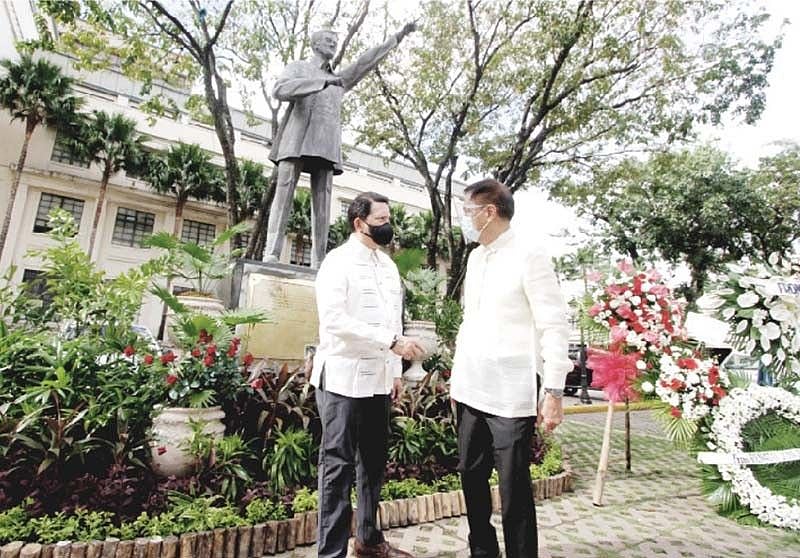 Cebu City honors Serging Osmeña Jr.