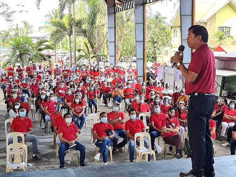 San Simon mayor back from suspension