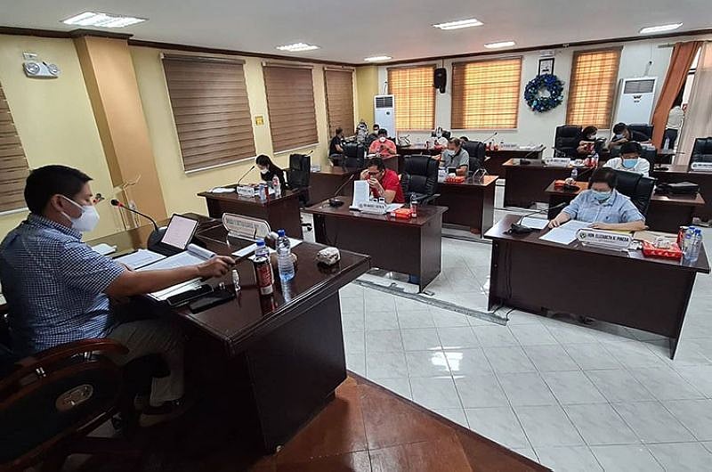 Mabalacat vice mayor back to work