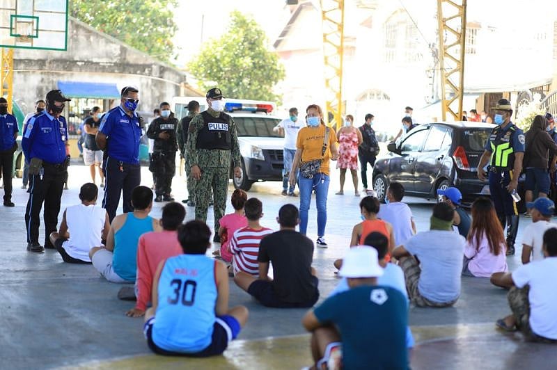 Police nab individuals for drugs, quarantine protocol violations