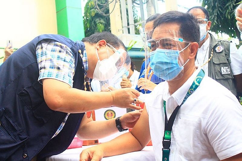 NMMC kicks off Covid-19 vaccination in Cagayan de Oro