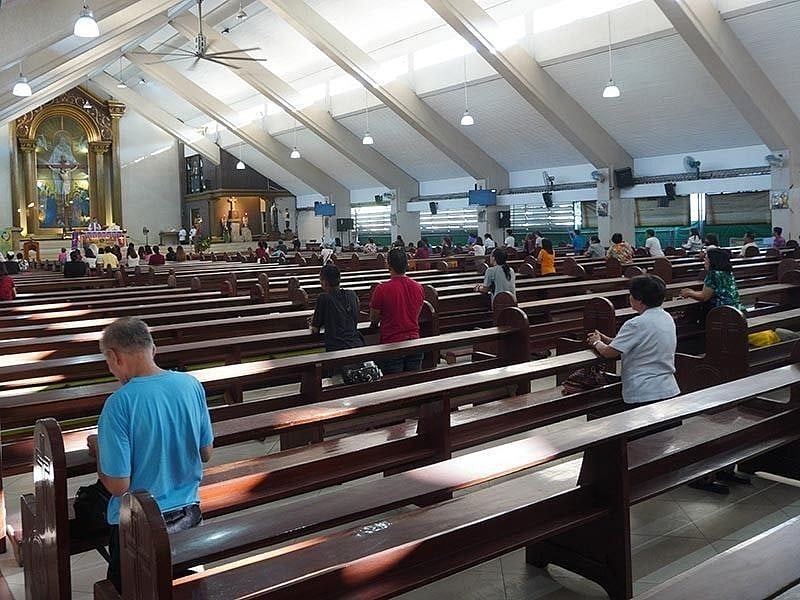 Masses allowed once daily at 10% capacity in NCR+ during Holy Week
