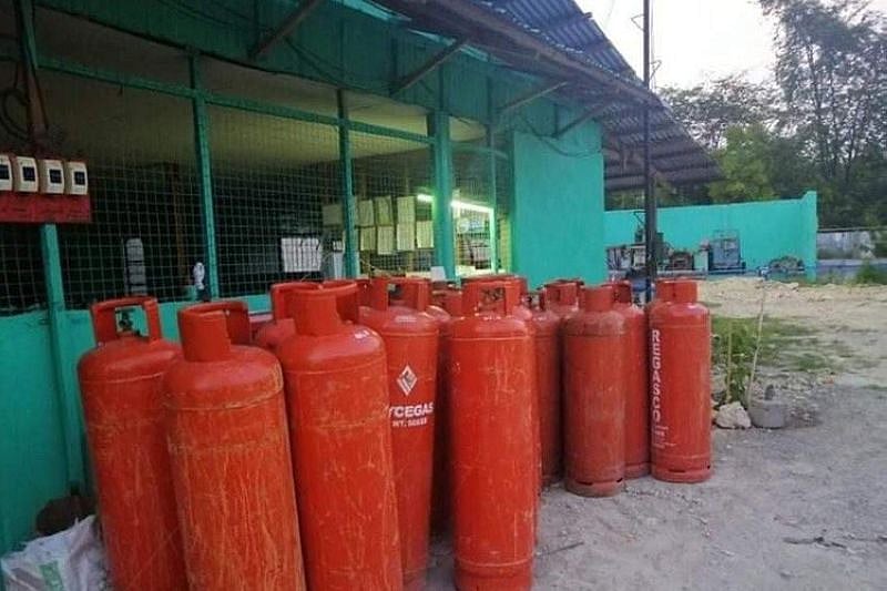 Police raid 'illegal' butane refilling plant in Lapu-Lapu
