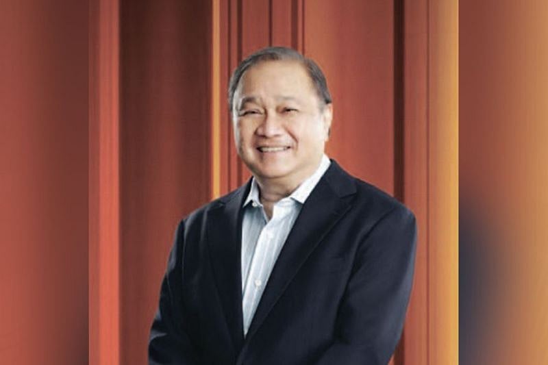 Pangilinan steps down as PLDT CEO, prexy; Panlilio assumes new roles