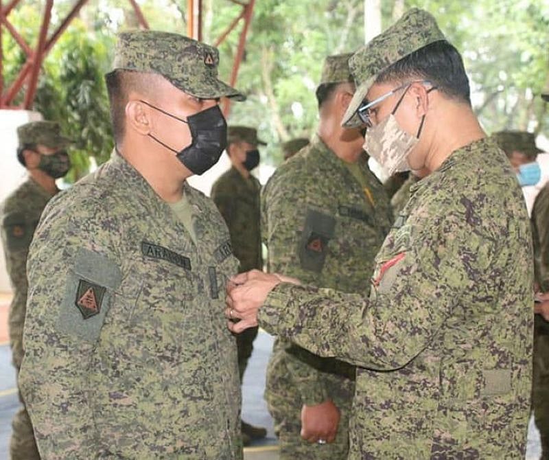 53IB fetes troops for meritorious achievement