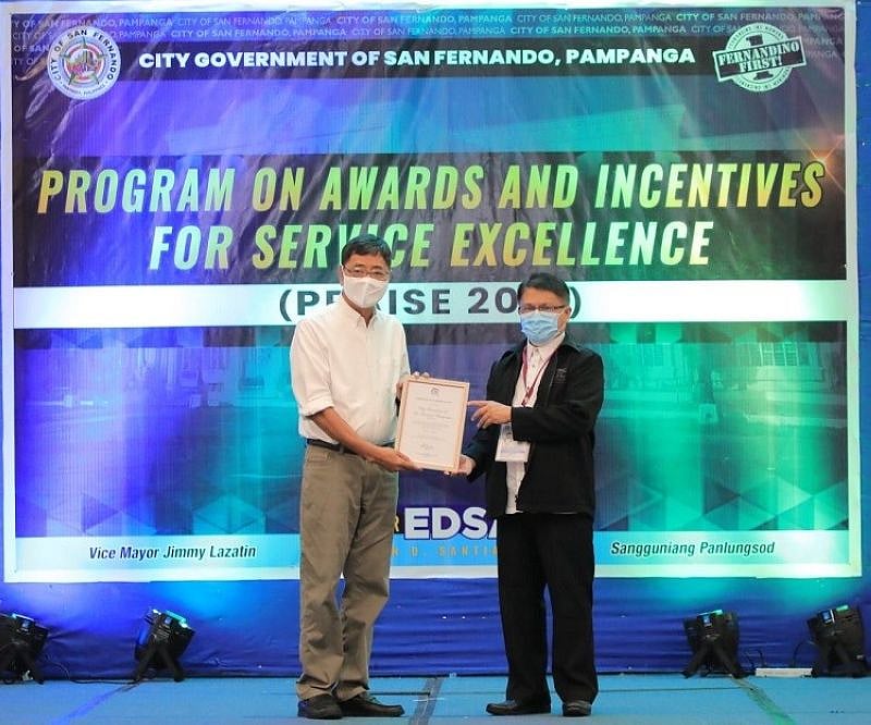 Fernandino frontliners recognized by Civil Service Commission