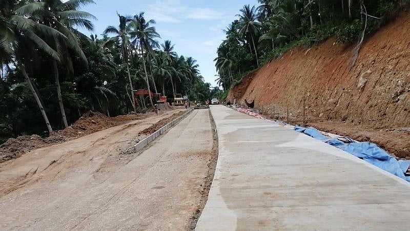 Access road to Capoocan town tourist spot underway