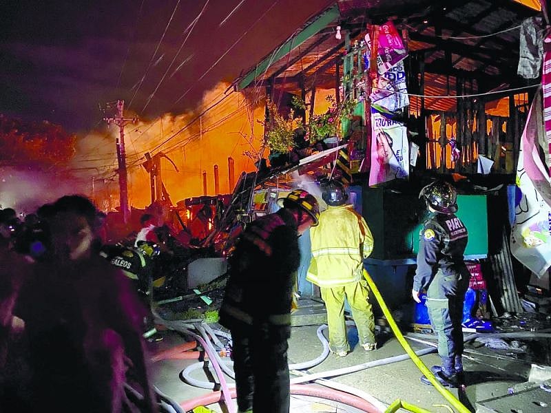 Mambaling fire destroys 299 houses