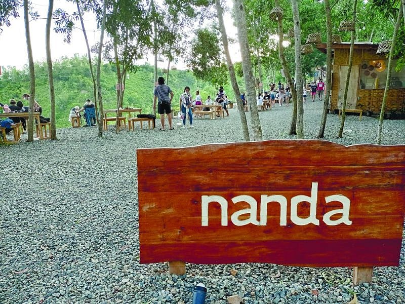 Super Suroy: Nanda Cafe: Kan-anan sa bukid sa Lacion
