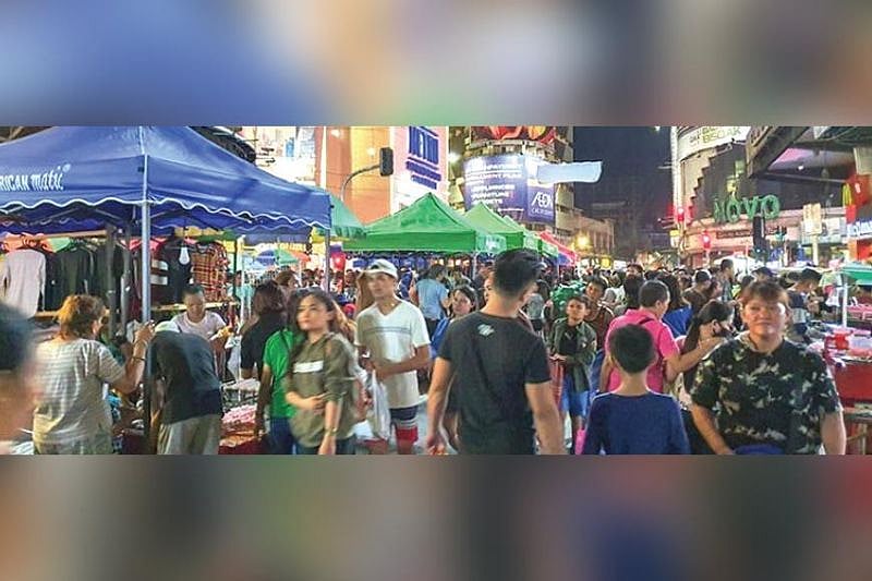 Over 400 vendors applied to join Colon night market