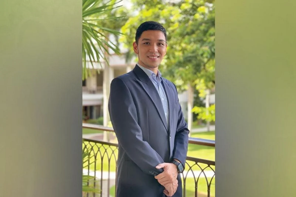 Cebu resort marcom manager receives recognition at 7th Virtus Awards Cebu resort marcom manager receives recognition at 7th Virtus Awards