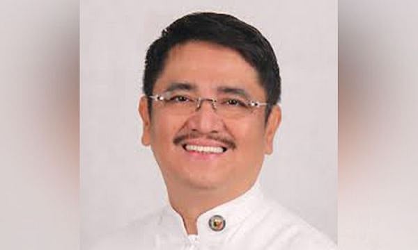 Lawmaker wants civil engineer signatures on building permits kept