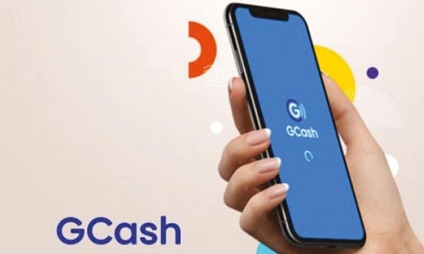 GCash, partner train women in generative AI