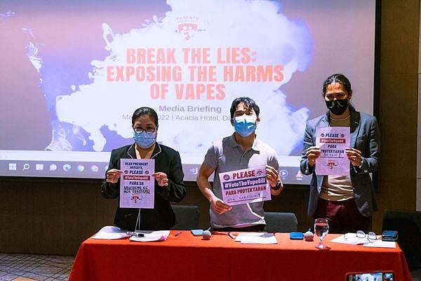 Health groups want President Rodrigo Duterte to veto Vape Bill