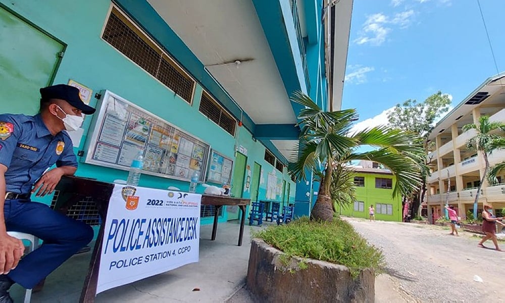 Police assistance desk