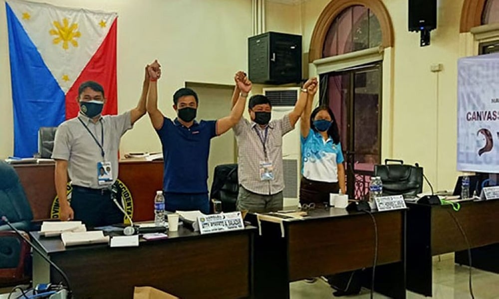Some incumbents in Negros Occidental defeated