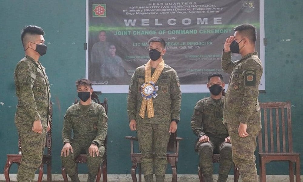 43IB installs new company commanders, battalion officers