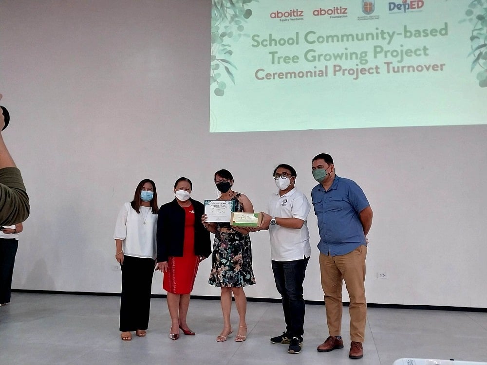 RAFI turns over tree planting project to DepEd Cebu