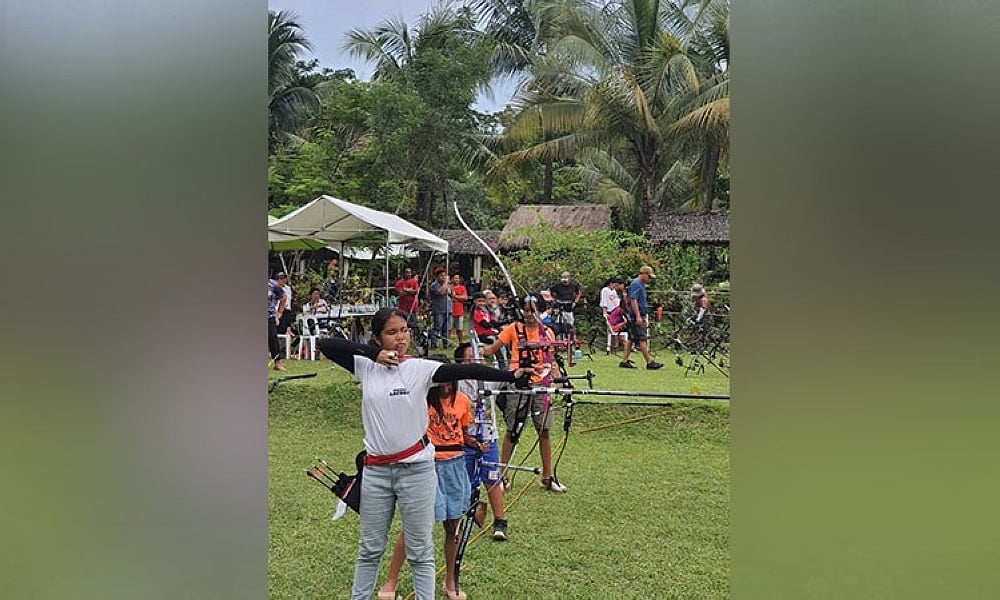 Negrenses competing at Philippine Archery tourney in Cebu