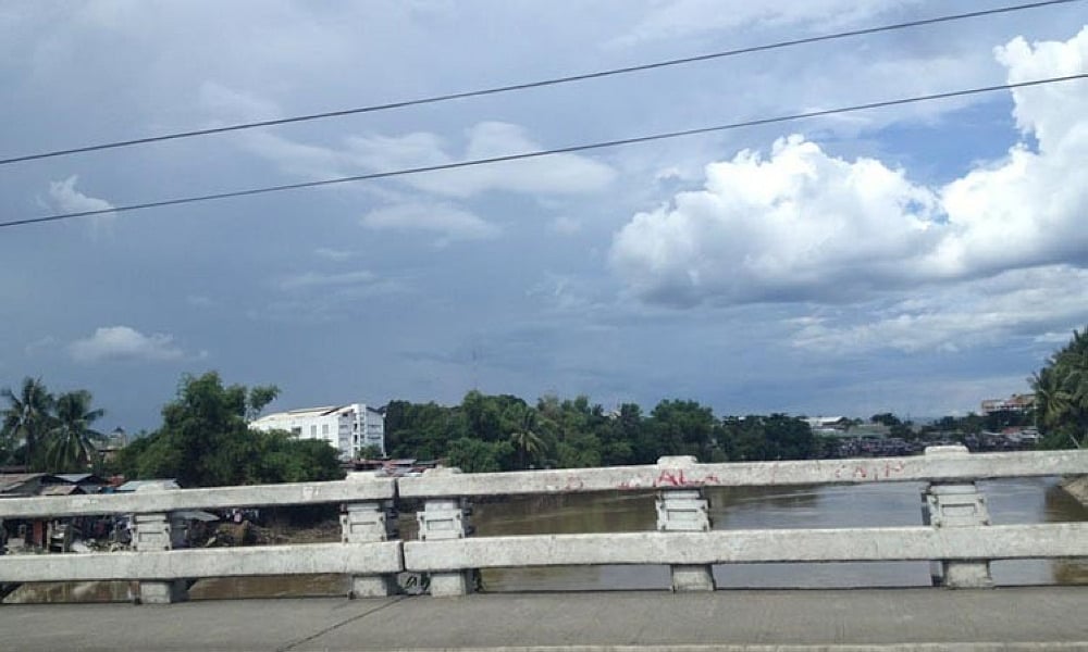 Ongoing Search Efforts for Suicide Victim at Bolton Bridge and Governor ...