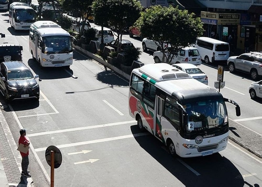 LTFRB 7 warns PUV operators against overcharging commuters