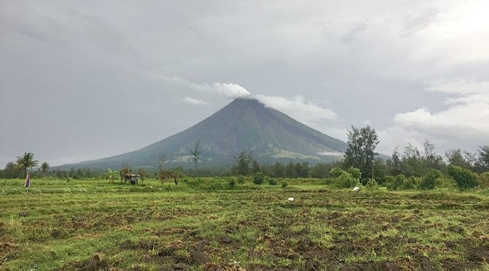 Alert Status 1 raised over Mayon Volcano