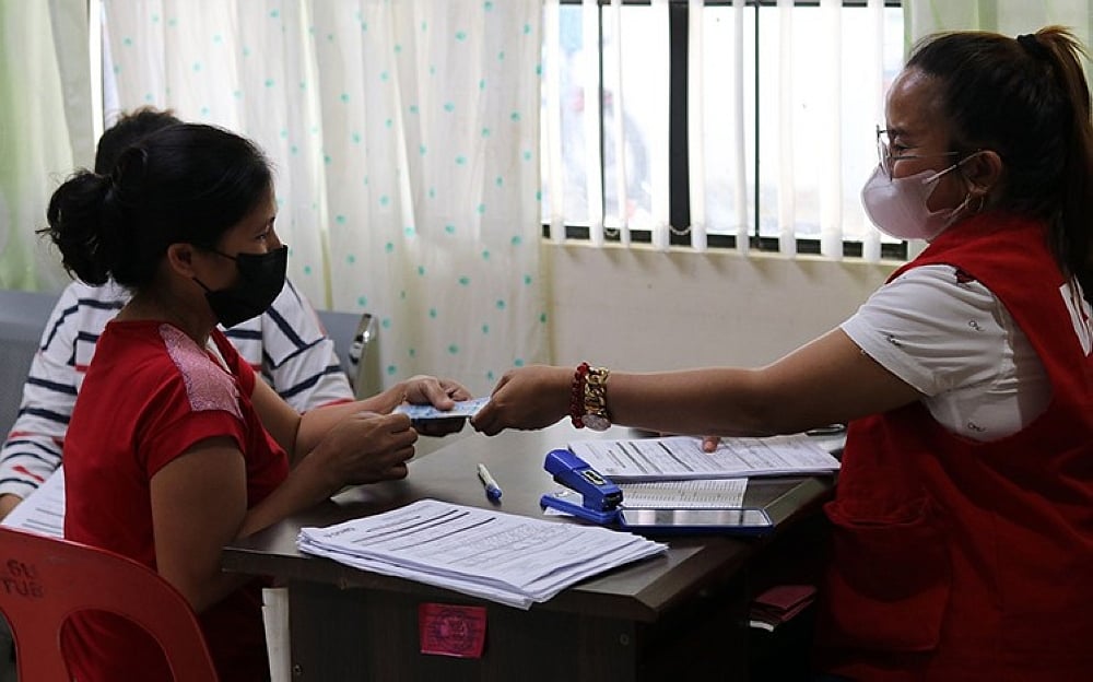 DSWD 7 distributes P20.2M in aid to nearly 7K indigent students