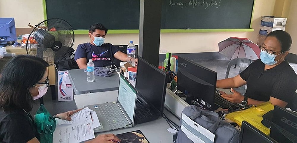 DOH-6: Face masks still required indoors, outdoor mass gatherings